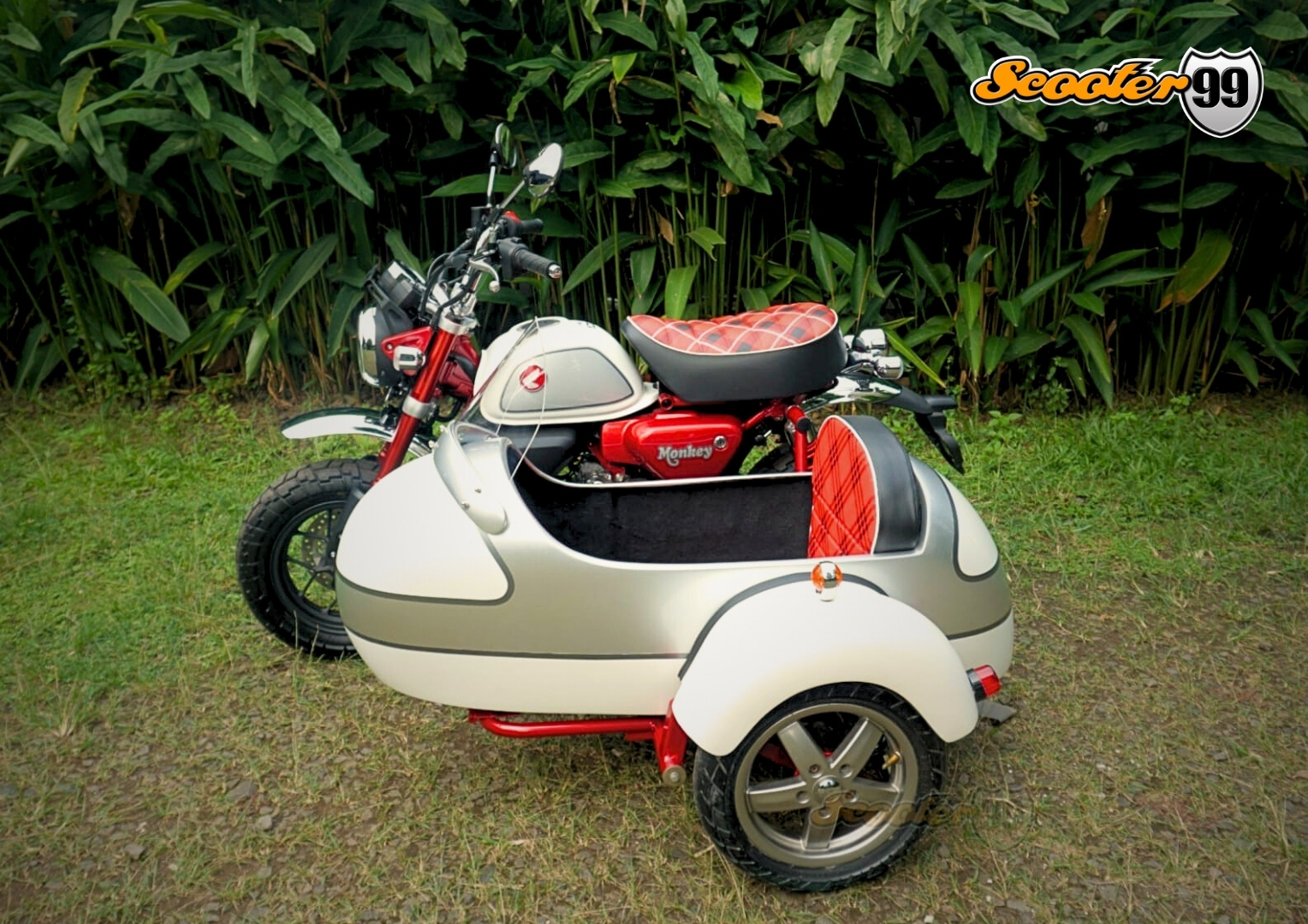 Sidecar Kit for Honda Monkey – Retro Sport Edition by Scooter99