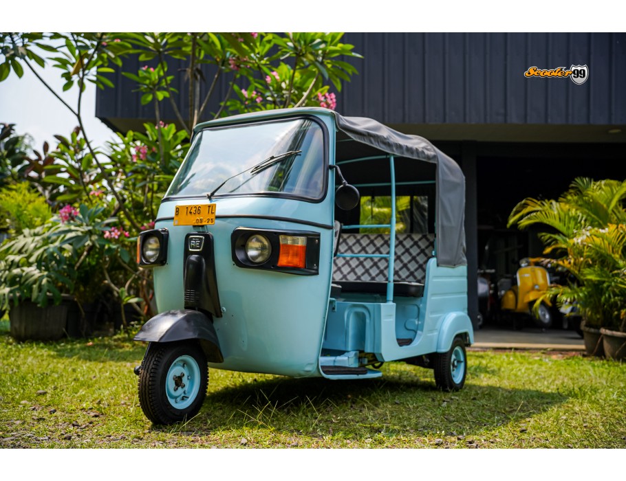 Bajaj Scooter 4 Tak Threewheels | Classic Ape Vespa Style by Scooter99