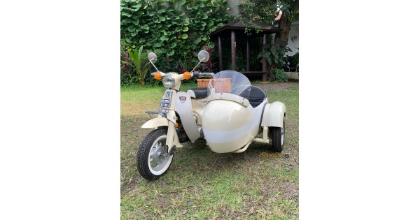 Sidecar with Honda C86 Mini Bike | Scooter99